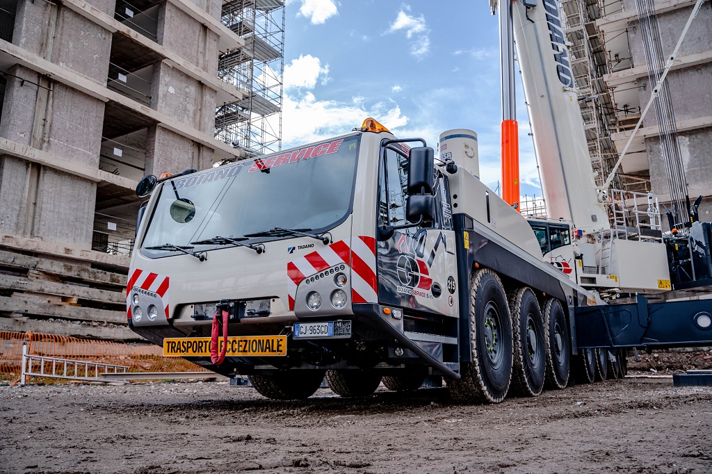 Boiano puts new Tadano AC 7.450-1 all terrain crane into operation